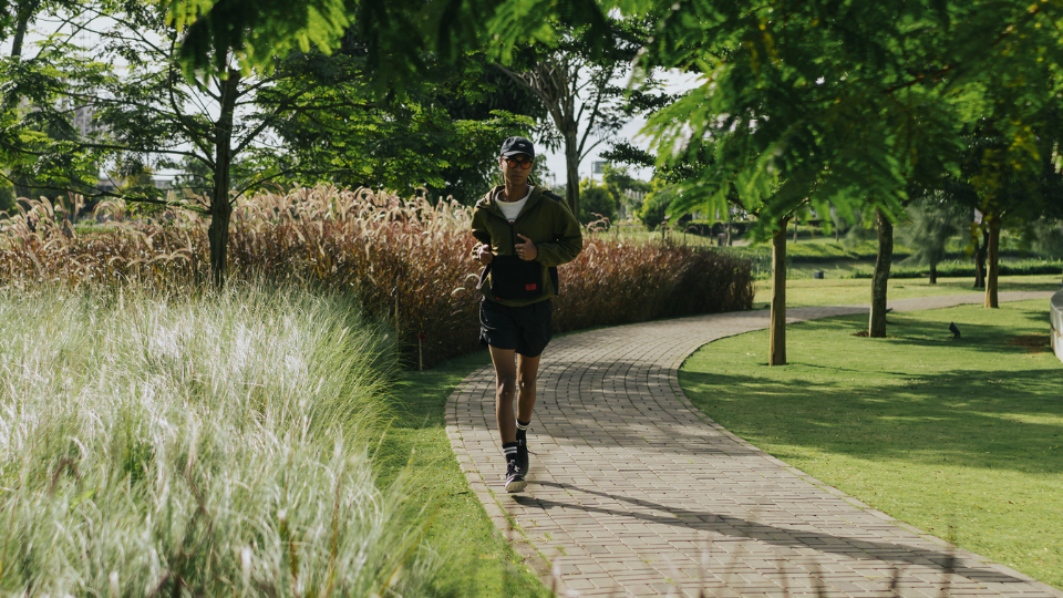 Jogging Made Easy! Here’s the Must-Have Multifunctional Bag! | Bodypack