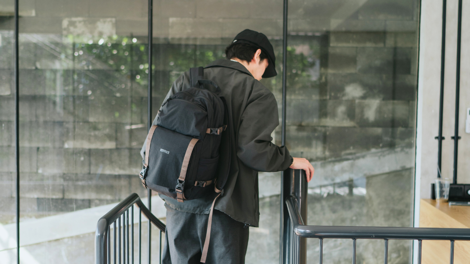 Laptop Bag Features You Need to Look Professional | Bodypack